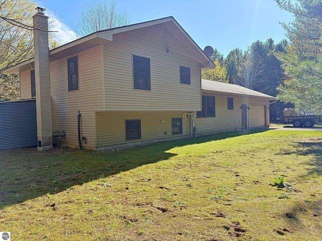 4711 W Red Pine Trl, Empire, MI 49630
