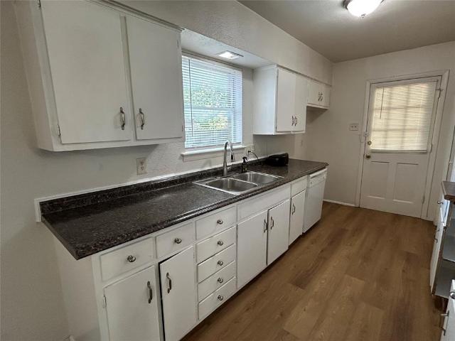 4712 Mark Trail Way