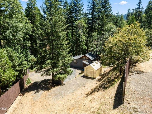 4712 Old Highway 99 S, Ashland, OR 97520
