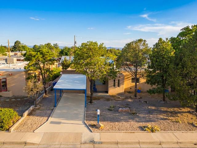 4712 Delamar Avenue NE