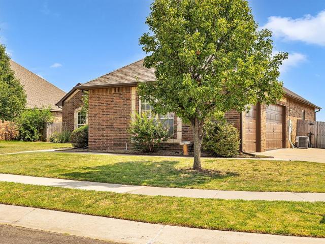 4712 SW 126th Place