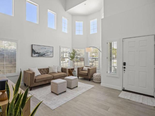 4712 Templeton Street