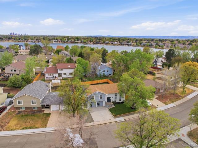 4712 W 69th Drive