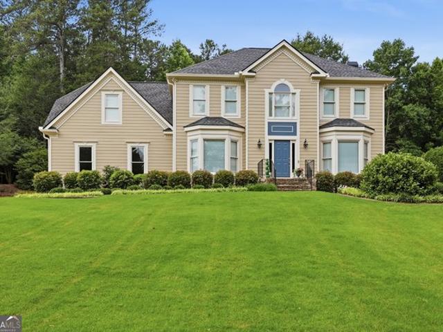 4713 Bedford Gln, Flowery Branch, GA 30542
