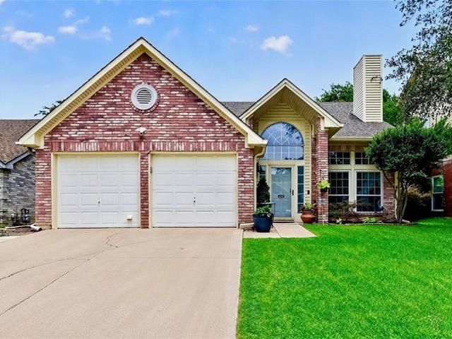 4713 Bracken Dr, Fort Worth, TX 76137