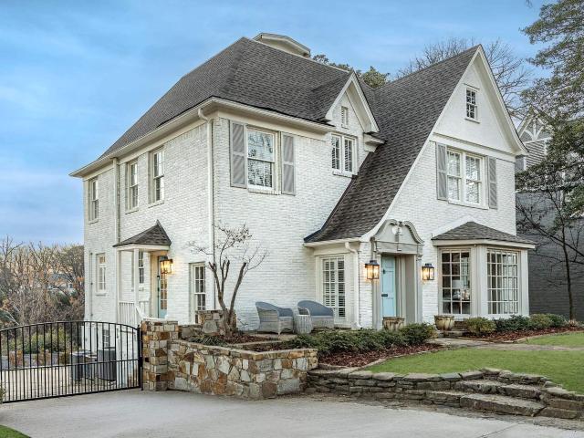 4713 Crestwood Drive