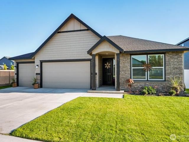 4713 W Thrush St, Moses Lake, WA 98837