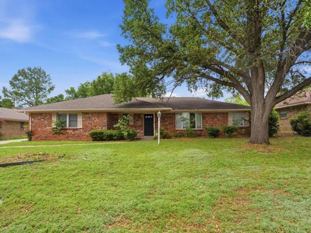 4713 Whistler Dr, Fort Worth, TX 76133