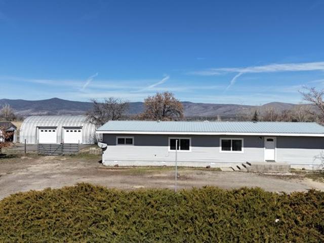 471 675 Shirley Ln, Susanville, CA 96130