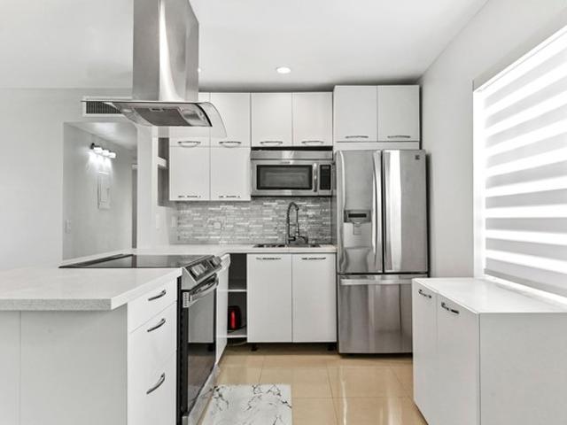 471 Capri J Unit J, Delray Beach, FL 33484