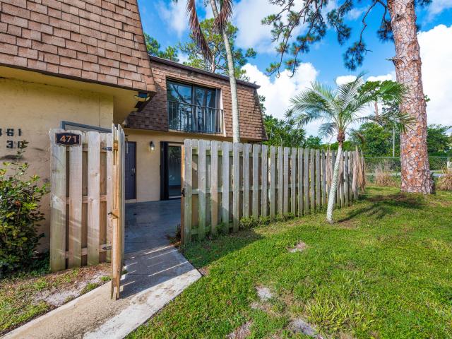 471 Kirk Rd, Unit D, West Palm Beach, FL 33406 | MLS #R11109 | Compass