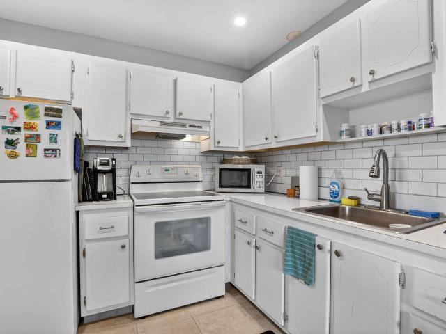 471 Monaco J, Delray Beach, FL 33446 | MLS #R11154 | Compass