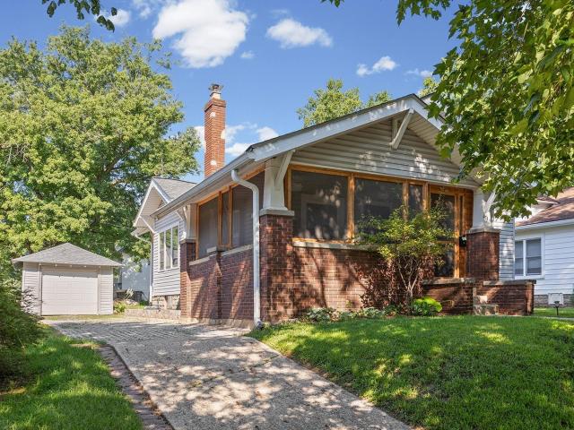 471 Maple Street