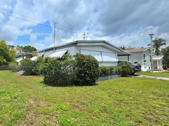 471 NW 135th Way, Plantation, FL 33325