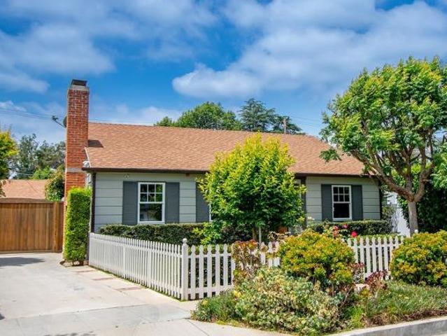 471 S Fairview St, Burbank, CA 91505