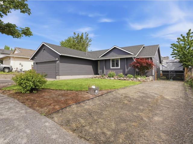 471 SE 17TH ST