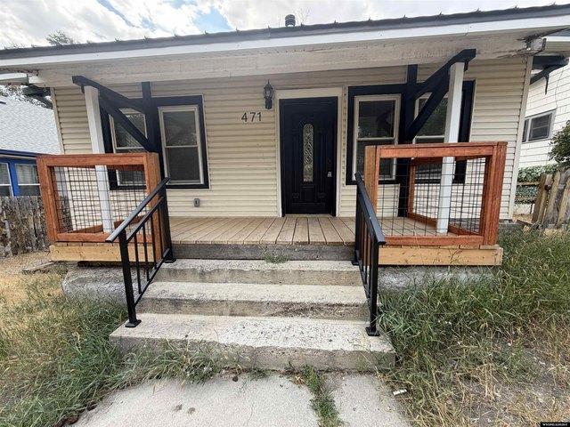 471 W Flaming Gorge Way, Green River, WY 82935