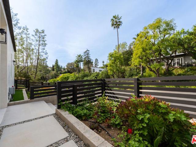 4724 N El Caballero Drive