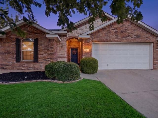 4724 Waterford Dr, Fort Worth, TX 76179