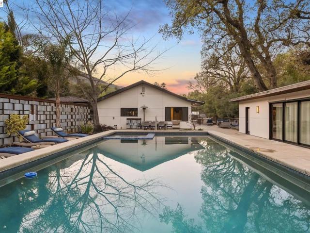 4725 morgan territory road