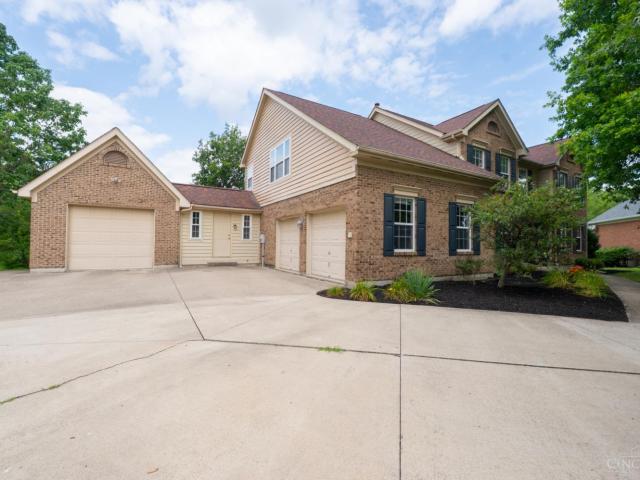 4725 Carriage Drive