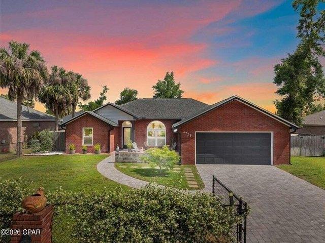 4725 Halcyon Dr, Panama City, FL 32404