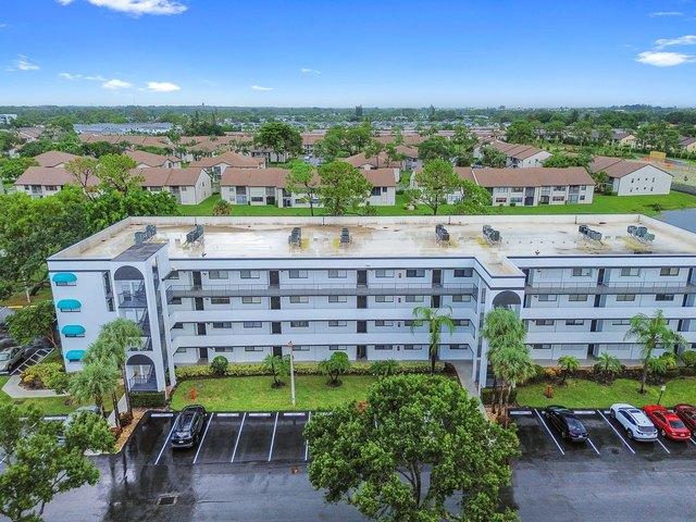 4725 Lucerne Lakes Blvd E Apt 202, Lake Worth, FL 33467