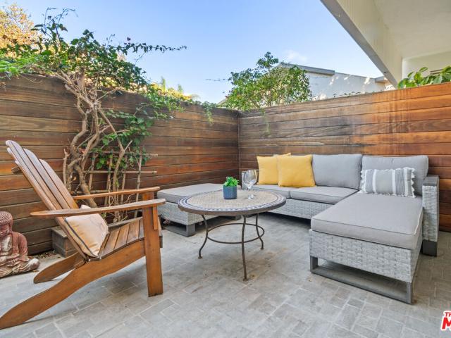 4725 La Villa Marina, Unit B, Marina del Rey, CA 90292 | MLS #26752 | Compass