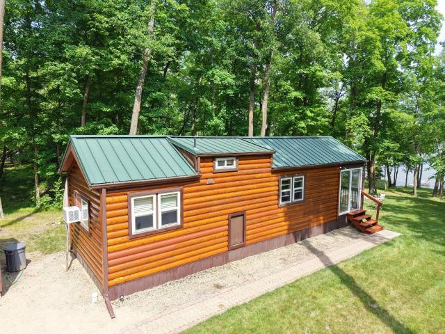 47260 Schoolhouse Drive