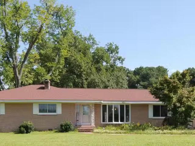 4726 SMYRNA RD, WHITEVILLE, NC 28472 Single Family Residence F.