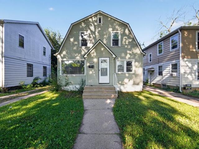 4727 N 22nd St, Milwaukee, WI 53209