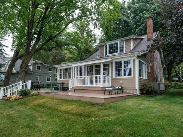 4727 Fontana Beach Rd, Polk, WI 53095