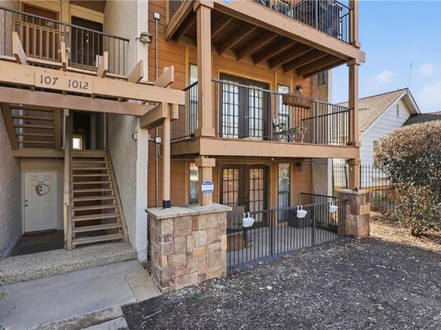 4727 Jarboe Street # 102