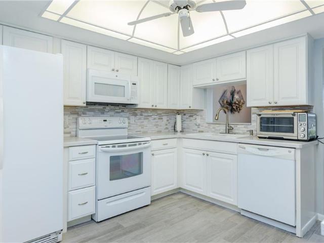 4728 Orange Grove Blvd, Unit 11, North Fort Myers, FL 33903 | MLS #226000
