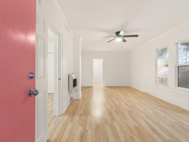 4728 Avenue R 1/2