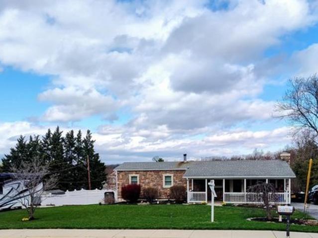 4728 Bucks School House Rd, Baltimore, MD 21237
