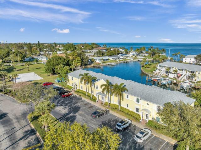 4728 beach drive se a, st petersburg, us, fl