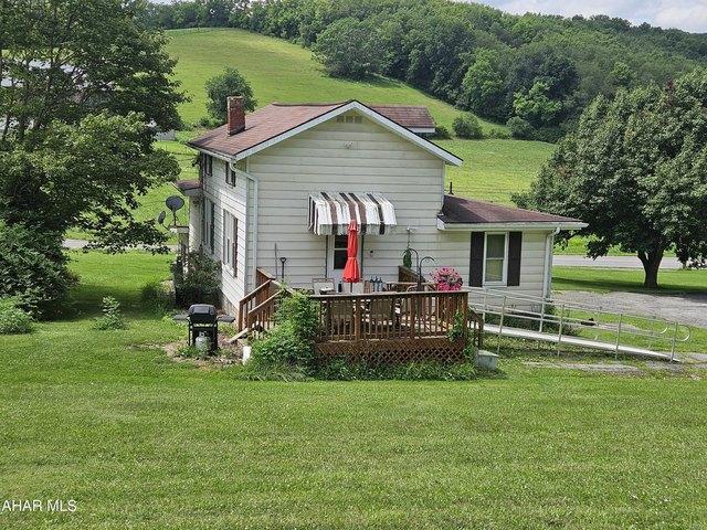 4729 E Loop Rd, Hollidaysburg, PA 16648