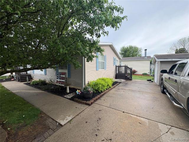 4729 Turtle Creek Drive
