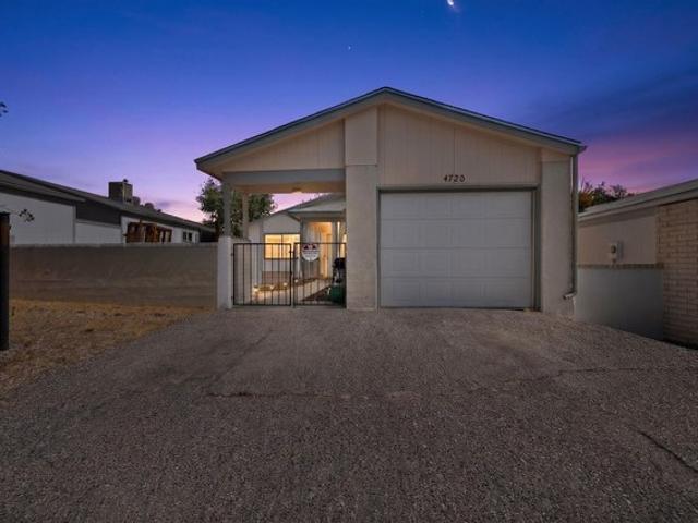 4720 Opal Dr NE, Rio Rancho, NM 87124