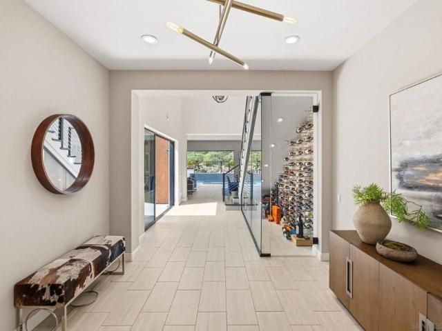 4720 Borden