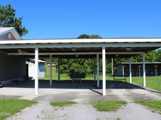 4720 S York Highway Hwy