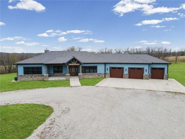 47210 Highway K, Norborne, MO 64668