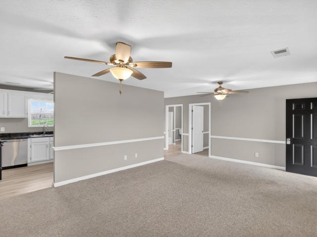 4721 Highway 52 E