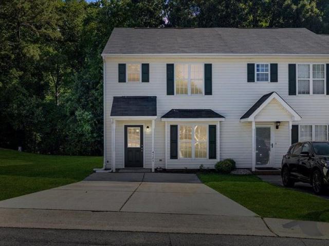 4721 Tanglewood Oaks St, Raleigh, NC 27610