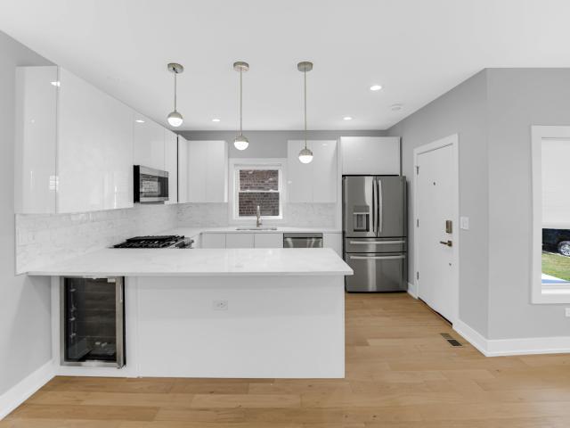 4721 W Warwick Ave, Chicago, IL 60641 | Compass