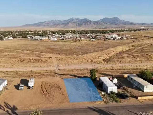4722 N POWELL AVE, KINGMAN, AZ 86409 Single Family Residence F.