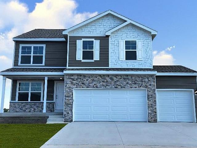 4722 rd St, Urbandale, IA 50323