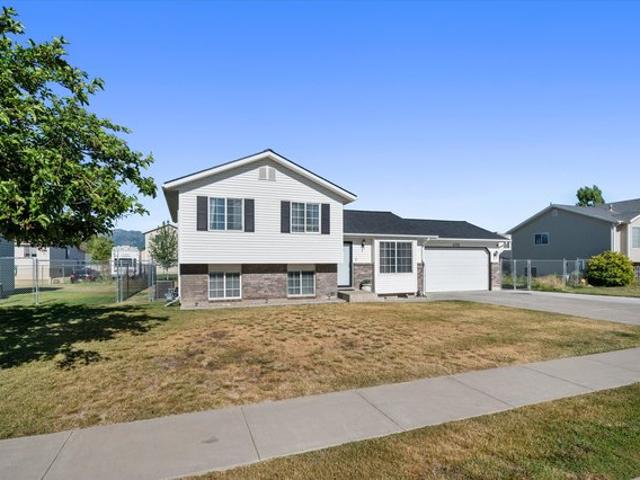 4722 S 4000 W, Roy, UT 84067