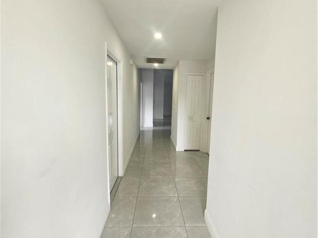 4722 29th St SW, Lehigh Acres, FL 33973 | MLS #226011